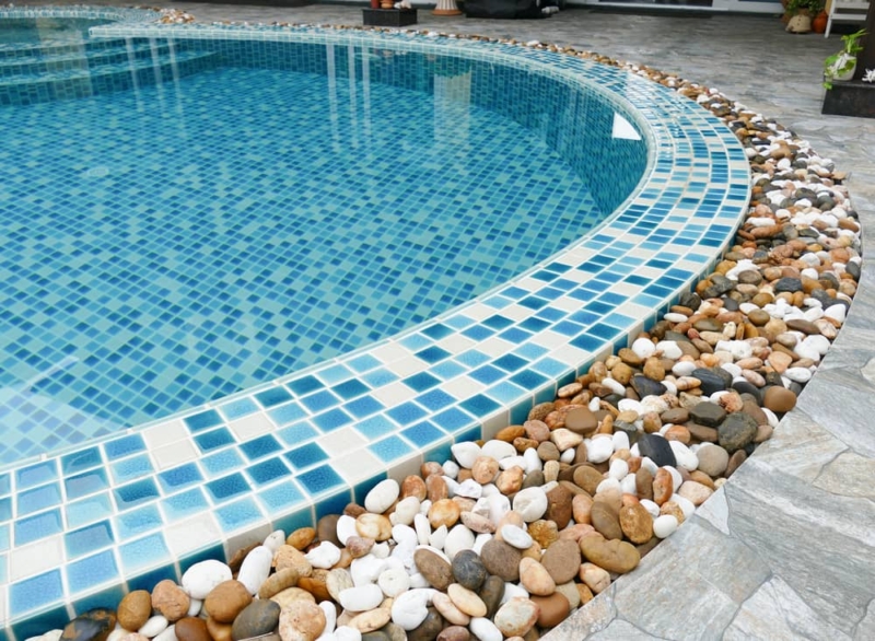 Why Pebble Stone is a Great Pool Deck Material